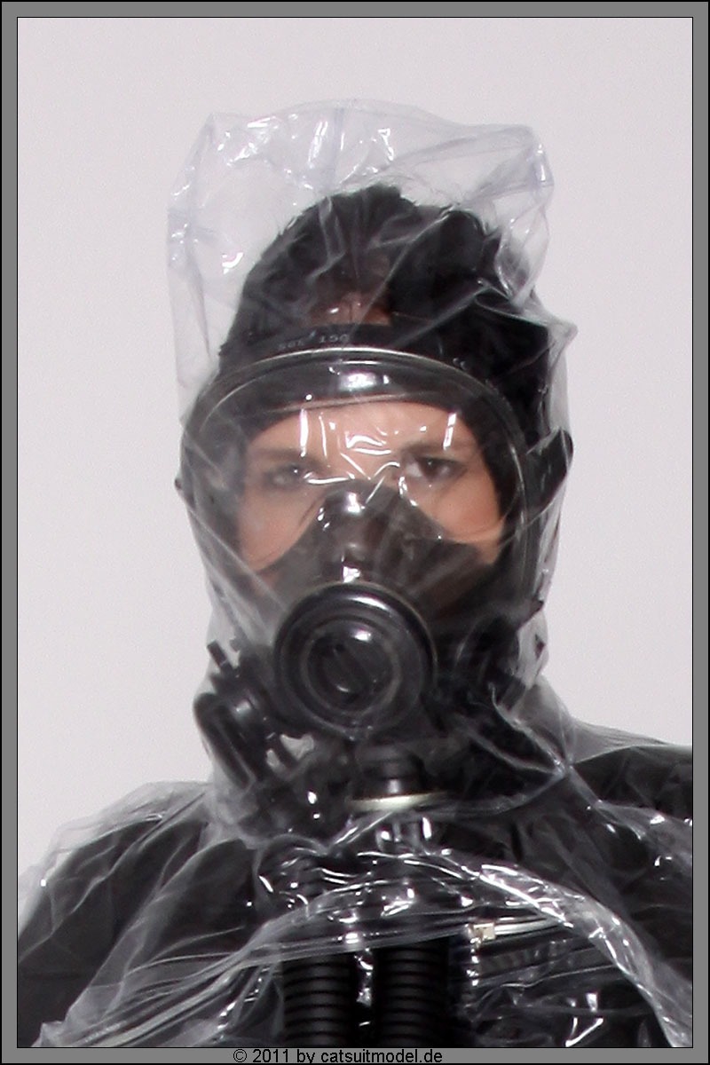 Drea – im PVC-suit – Catsuitmodel