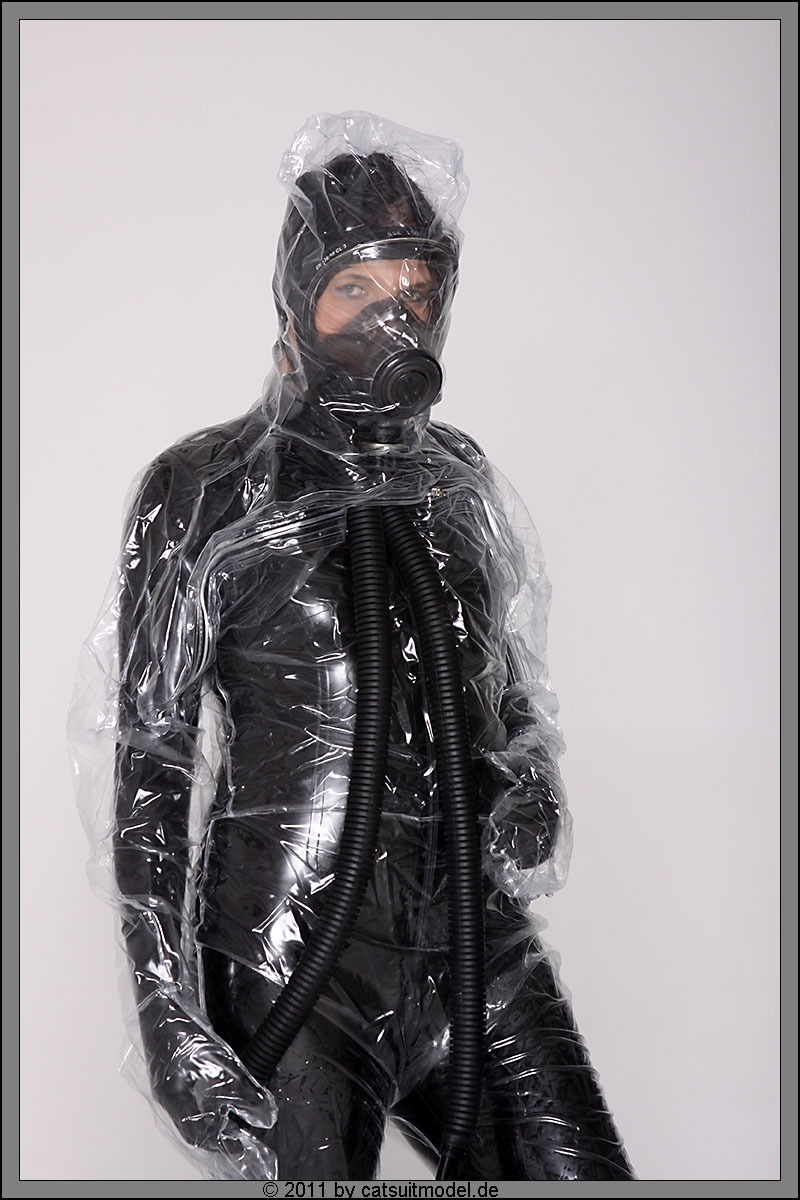 Drea – im PVC-suit – Catsuitmodel